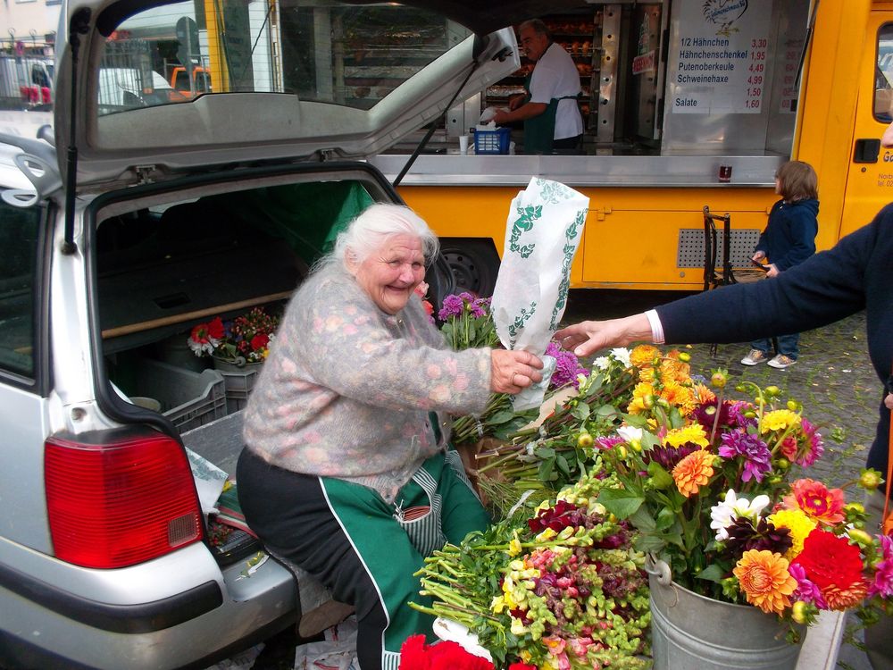 Seit 50 Jahren auf dem Markt in Köln-Ehrenfeld ! - Bild & Foto von Karl ...