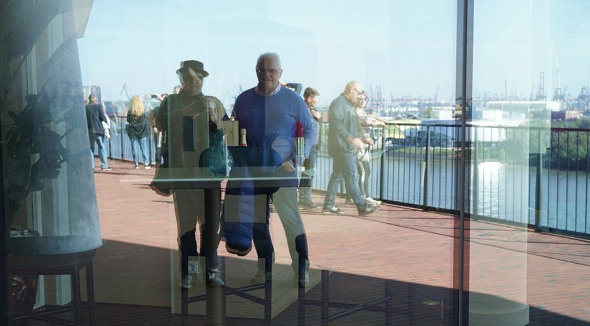 Selphi = Selfie auf der Elphi Foto & Bild | world, hamburg, hafen ...