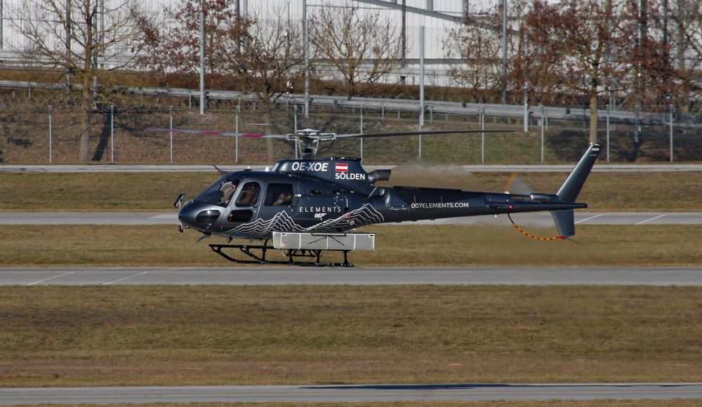 Seltener Gast am MUC Foto & Bild | luftfahrt, hubschrauber, verkehr ...