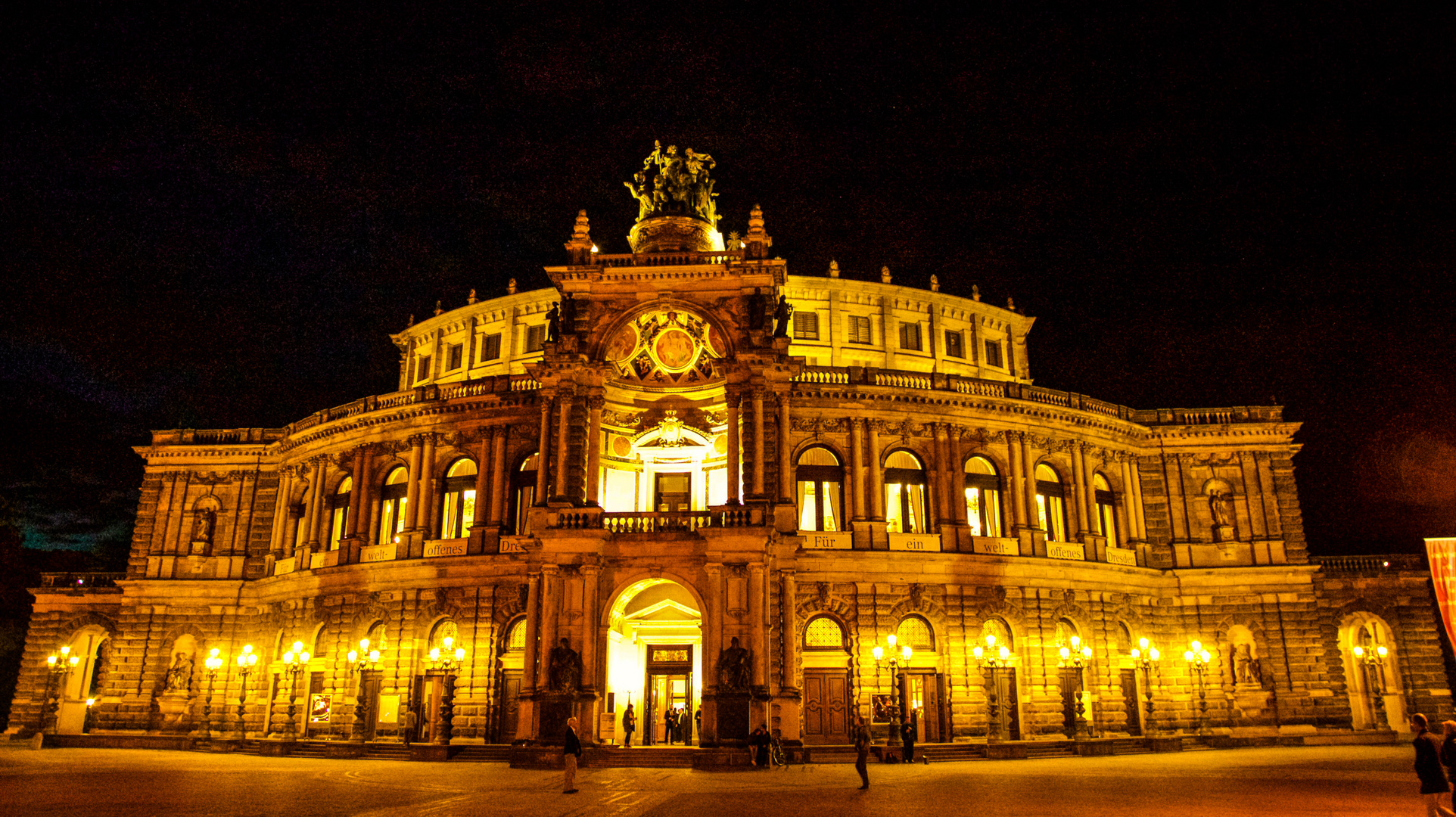 Semper Oper in Dresden in der Nacht. Foto & Bild | deutschland, europe ...