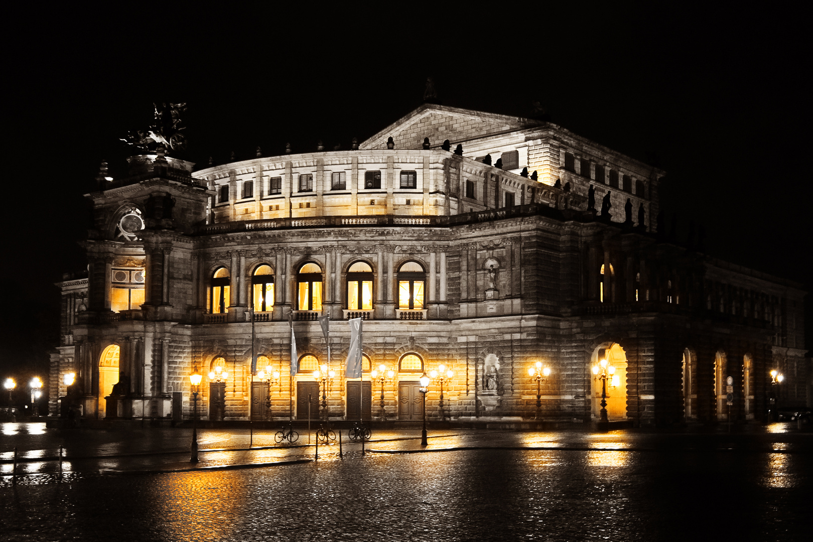 Semperoper Foto & Bild | deutschland, europe, sachsen Bilder auf ...