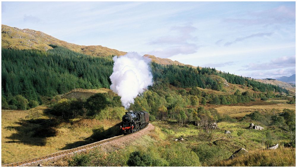 Shadow of steam Foto & Bild | loks, industrie, eisenbahn Bilder auf ...
