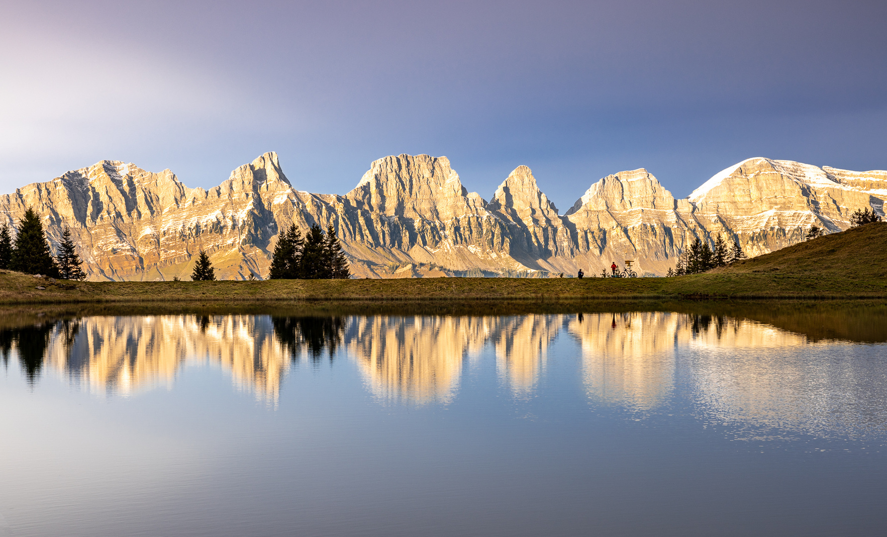 Shining Churfirsten Foto & Bild | outdoor, natur, herbst Bilder auf ...
