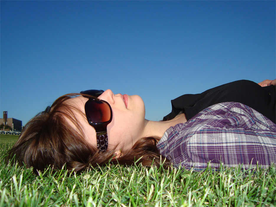 sich sonnen Foto & Bild | erwachsene menschen, alltagsereignisse, menschen in der freizeit ...