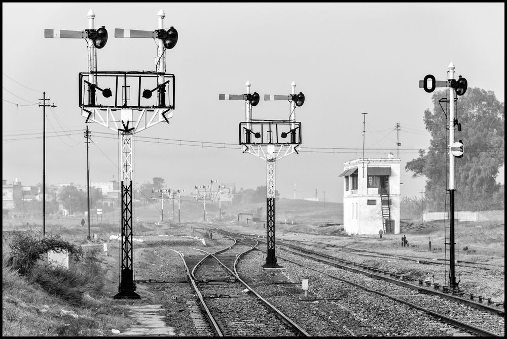 Signals Foto & Bild | asien, bahnhof, bahn Bilder auf fotocommunity