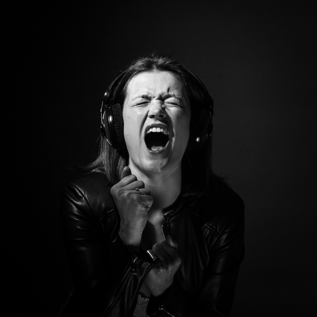 "silence is deafening" Foto & Bild | music, youth, studio Bilder auf ...