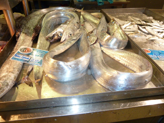 Silver fish In the Faro,Portugal Fish Market Foto & Bild | abstract ...