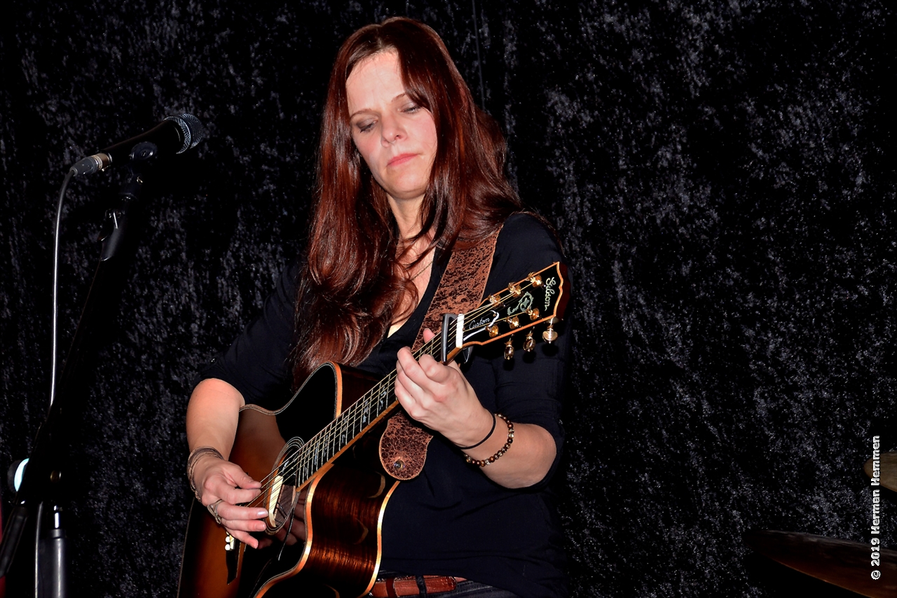 Singer / Songwriter Foto & Bild | concert, female, woman Bilder auf ...