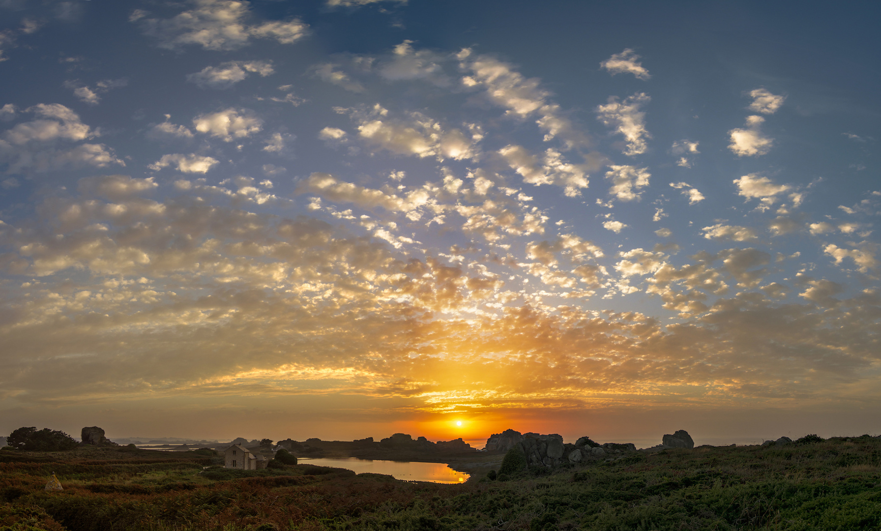 ~ Site du Gouffre de Castel Meur ~ Foto & Bild | france, world ...