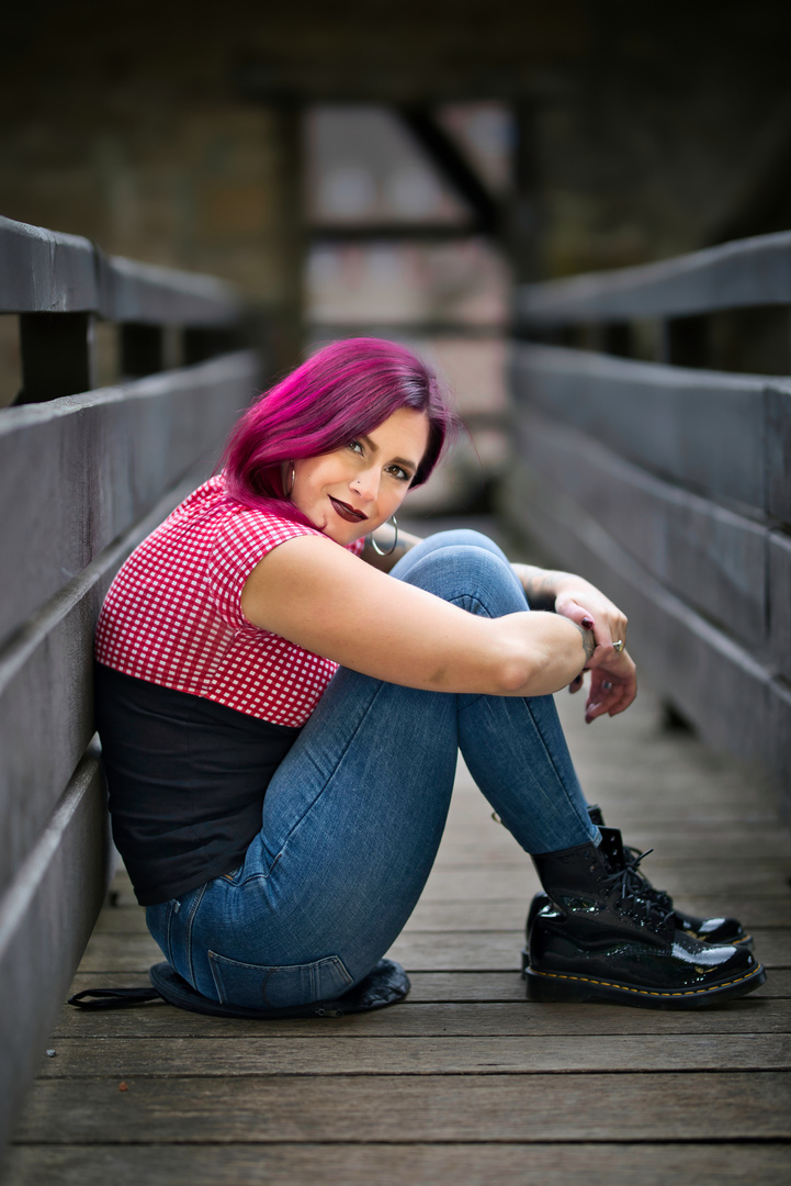 Sitzblockade... Foto & Bild | portrait, portrait frauen, fotos Bilder ...