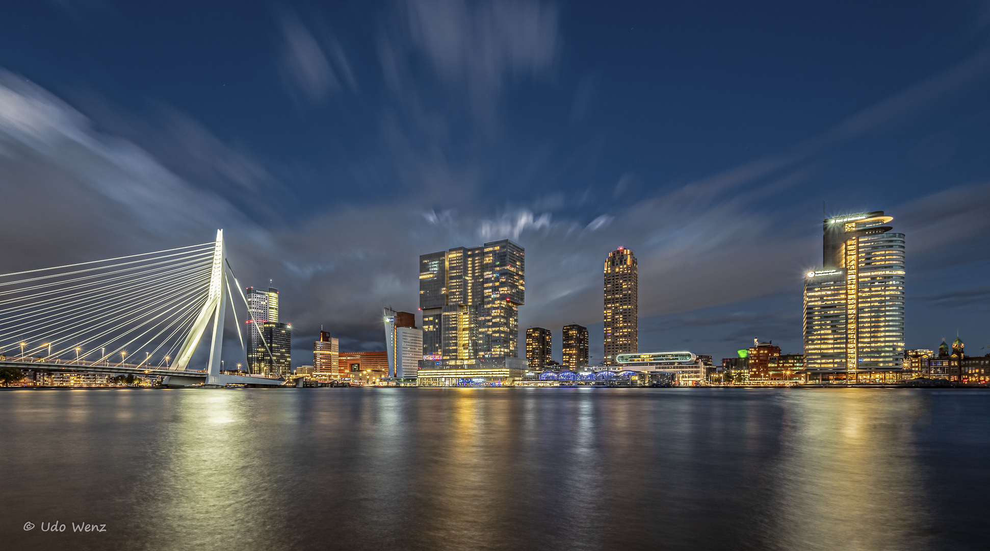 Skyline Rotterdam Foto & Bild | himmel, nachtaufnahme, hdr Bilder auf ...