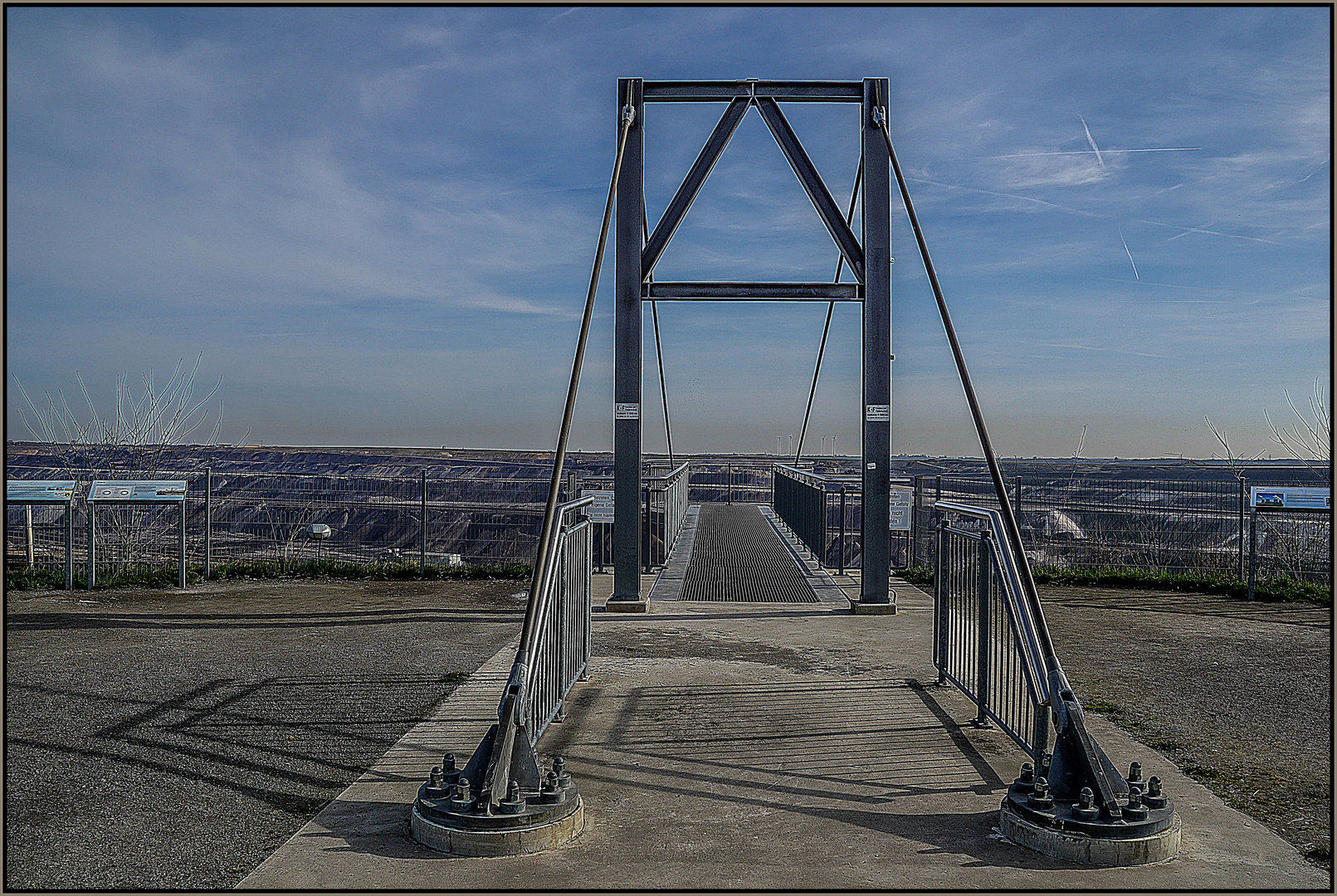 Skywalk bei Jackerath ... Foto & Bild | tagebau, landschaft, garzweiler ...