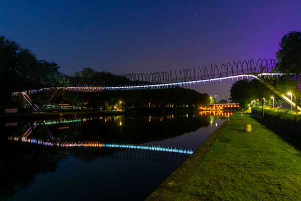 Architektur bei Nacht Bilder & Fotos