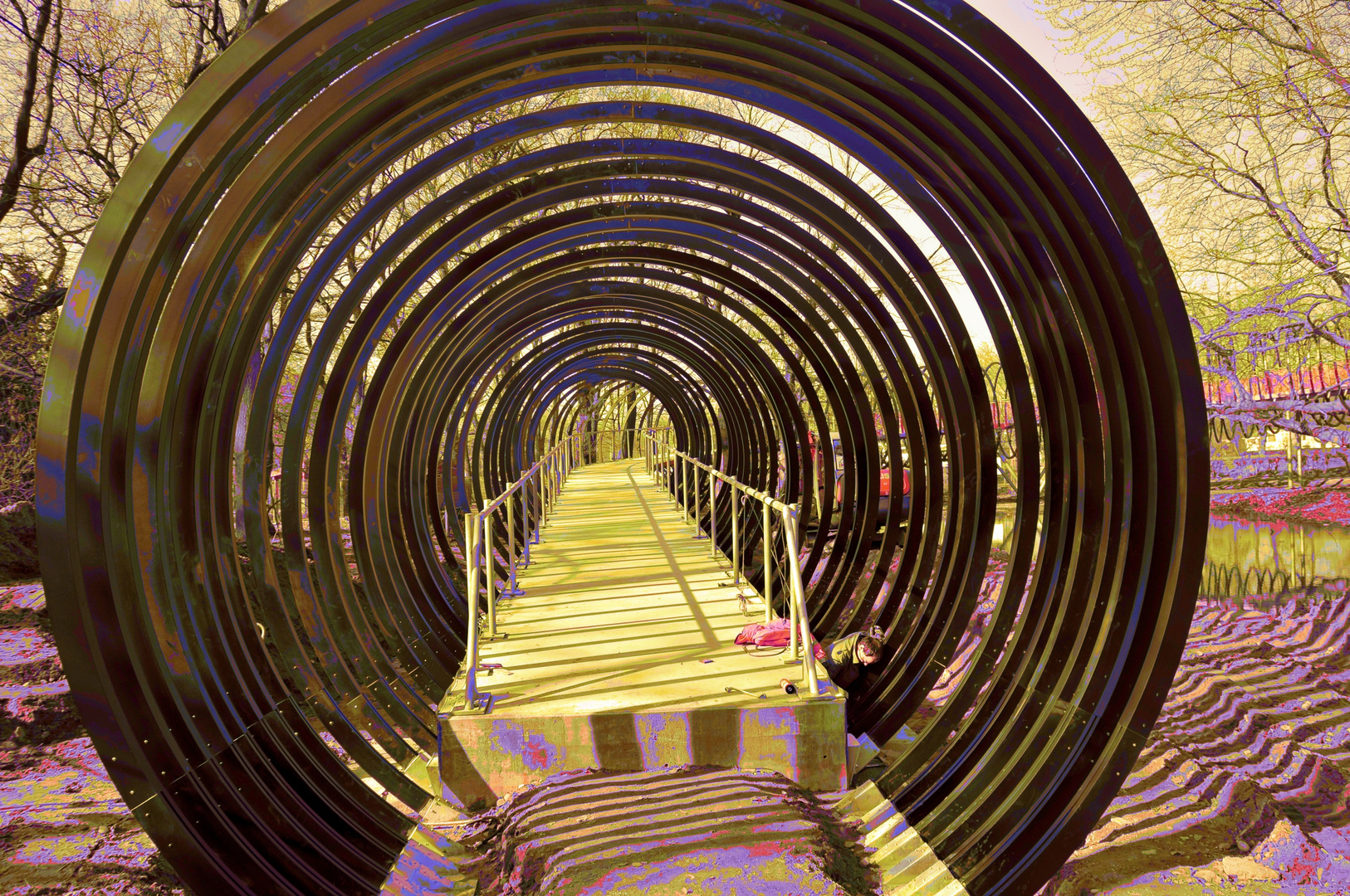 Slinky springs to fame Foto & Bild | fotomontage, surreal, digiart Bilder auf fotocommunity