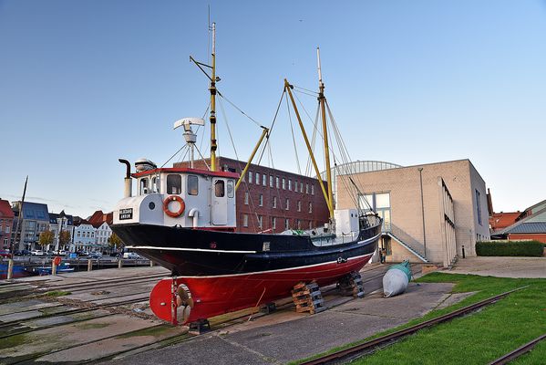 Werften Bilder & Fotos