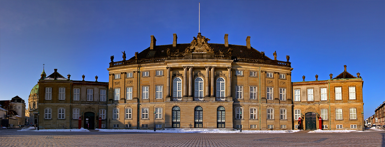 Slot Amalienborg Foto & Bild | europe, scandinavia, denmark Bilder auf ...