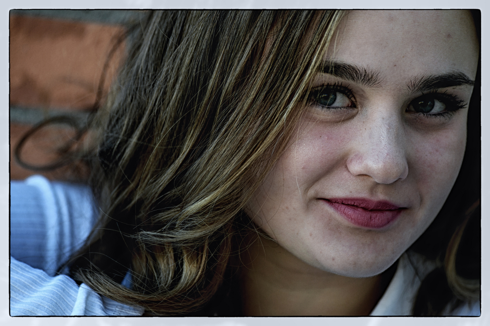 small flirt Foto & Bild | portrait, streetfotografie mit menschen, portrait frauen Bilder auf ...