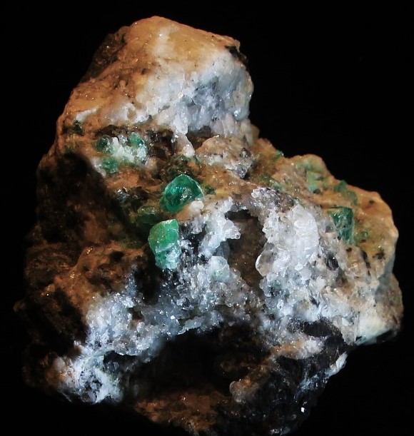 Smaragde im Muttergestein Foto & Bild | sonstiges, steine & mineralien ...