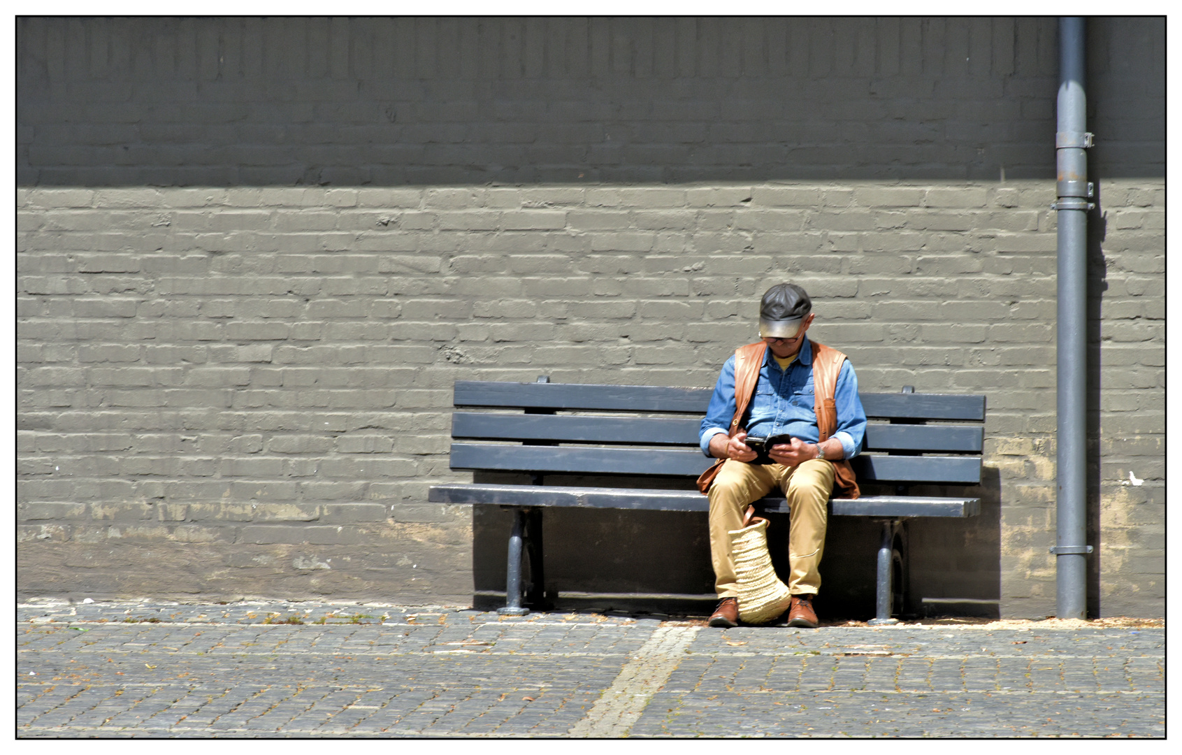 Smarte Pause Foto & Bild | architektur, reportage dokumentation, streetfotografie mit menschen ...