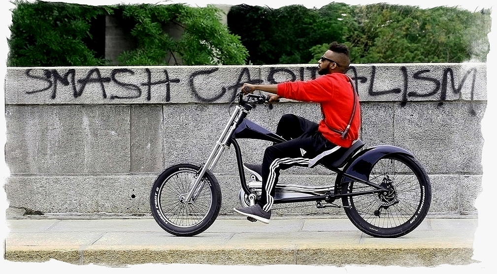 Smash Capitalism Foto & Bild | street, outdoor, menschen Bilder auf ...