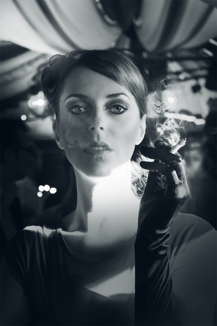 Smoking Lady Foto & Bild | menschen, portrait, werke Bilder auf ...