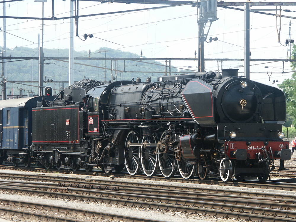 SNCF 241 A 65 in Brugg Foto & Bild | züge, eisenbahn, verkehr ...