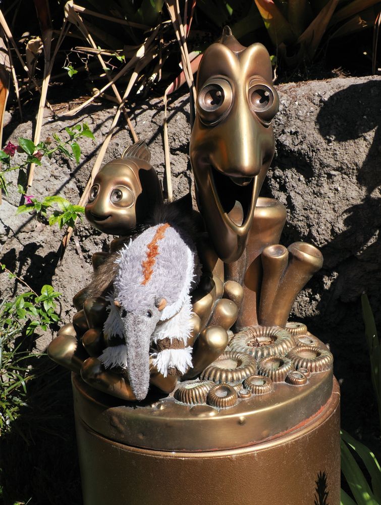 Sniffi im Disney Park … Foto & Bild | motive, disney, plüschtier Bilder ...