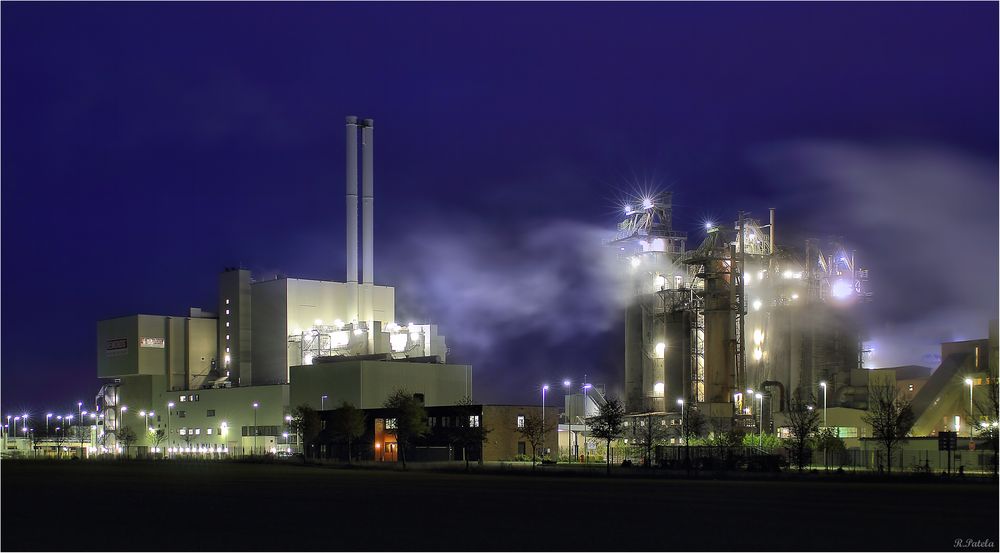 Sodawerk - Staßfurt Foto & Bild | spezial, nachtaufnahme, slnf Bilder ...