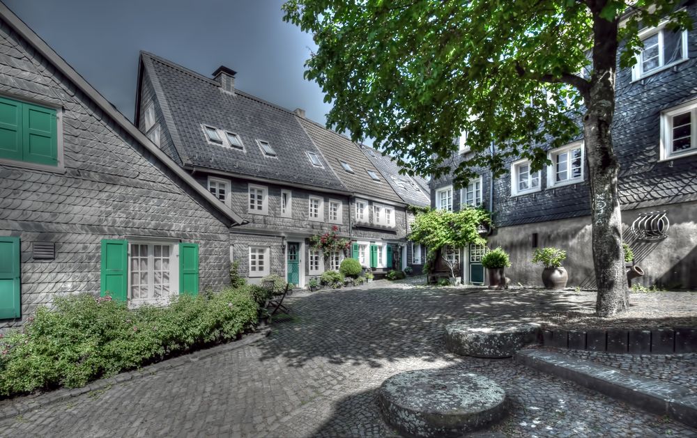 Solingen-Gräfrath (18-46) Foto & Bild | ländlich, altstadt, fassaden ...