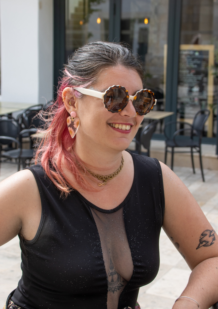 Sommer im Cafe... Foto & Bild | erwachsene menschen, streetfotografie mit menschen, street ...