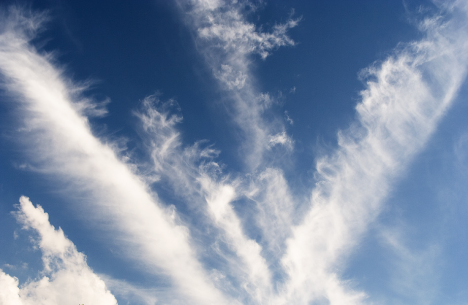 Sonderbare Wolken Foto & Bild | himmel, wolken, himmel & universum Bilder auf fotocommunity