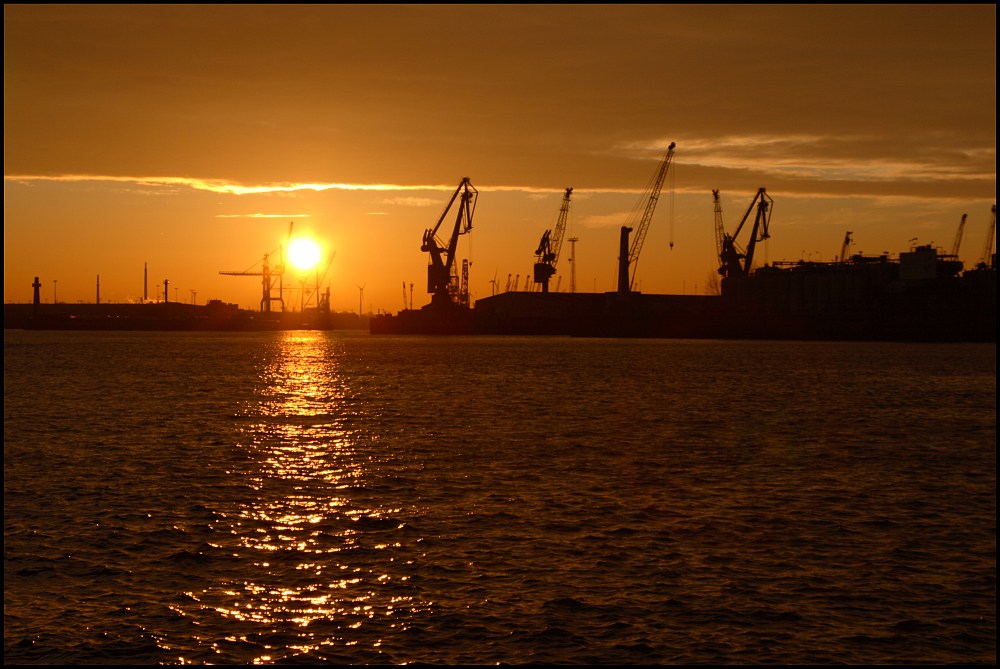 Sonnenaufgang 2 Foto & Bild | deutschland, europe, hamburg Bilder auf fotocommunity