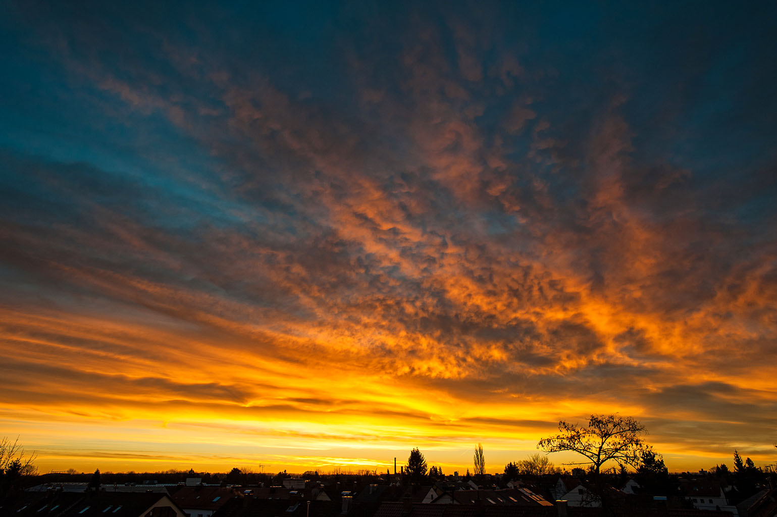 Sonnenaufgang 2 Foto & Bild | sonnenaufgänge, himmel & universum, landschaft Bilder auf ...