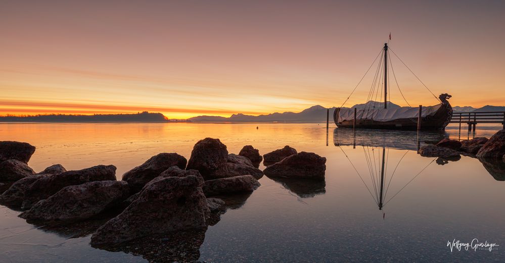 Sonnenaufgang am Chiemsee Foto & Bild | landschaft, jahreszeiten, winter Bilder auf fotocommunity