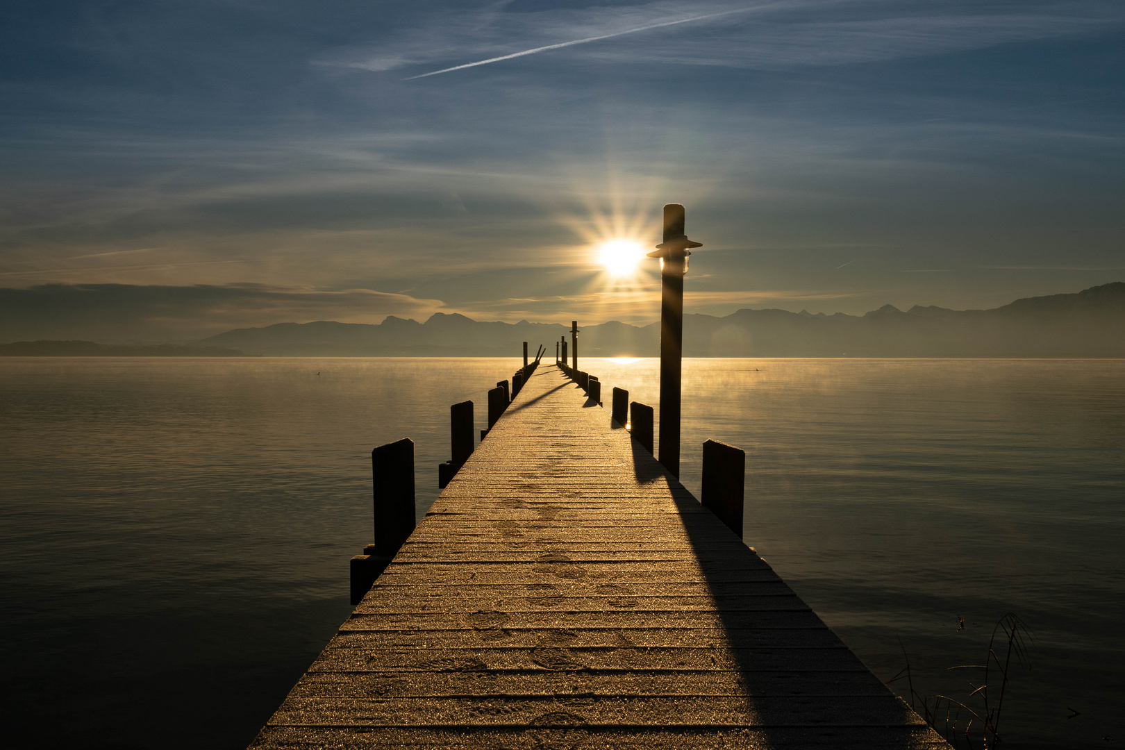 Sonnenaufgang Chiemsee Foto & Bild | sonnenaufgang, winter, steg Bilder auf fotocommunity
