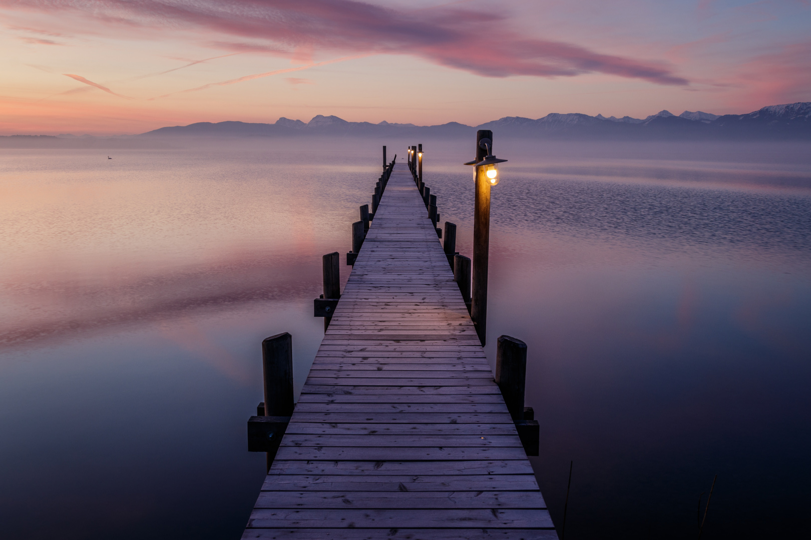 Sonnenaufgang in Pastell Foto & Bild | sonnenaufgänge, himmel & universum, chiemsee Bilder auf ...