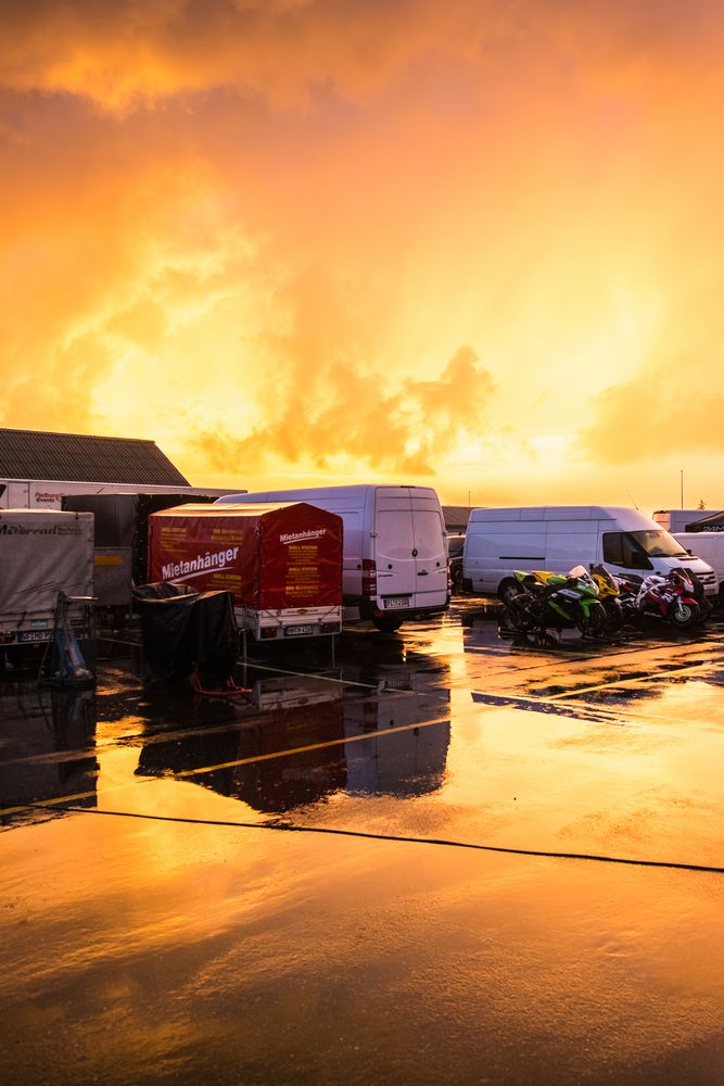 Sonnenaufgang Rennstrecke Padborg Foto & Bild | sport, motorsport ...