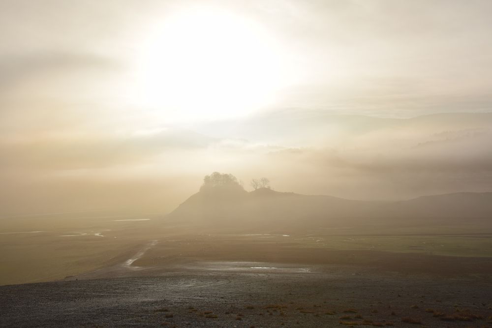 Sonnenaufgang über dem leeren See Foto & Bild | landschaft, bach, fluss ...