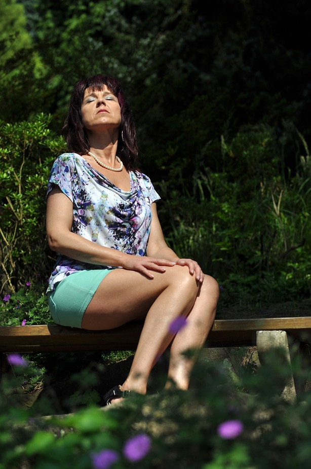 Sonnenbad Foto & Bild | fashion, outdoor, frauen Bilder auf fotocommunity