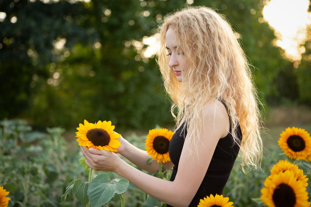 Sonnenblumen Foto & Bild | portrait, portrait frauen, outdoor Bilder auf fotocommunity