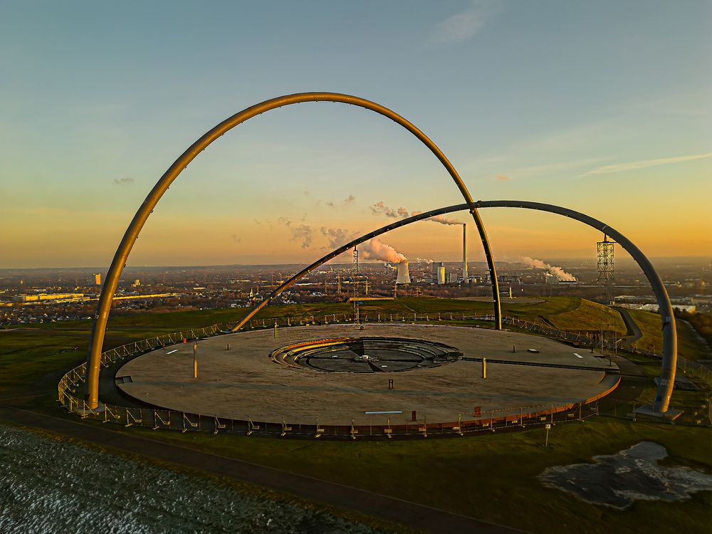 Sonnenobservatorium Halde Hoheward, Herten Foto & Bild | architektur ...