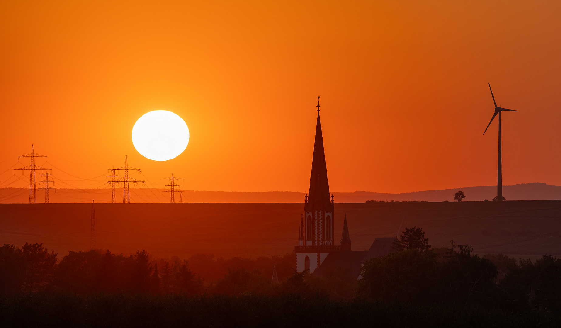 Sonnenuntergang bei Armsheim Foto & Bild | sonnenuntergang, rheinhessen ...