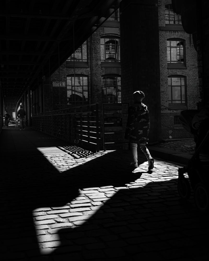 Sonnig Foto & Bild | menschen, streetfotografie mit menschen, street Bilder auf fotocommunity