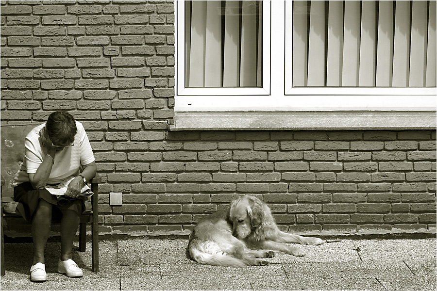 Sonntags, halb eins in Kirchlengern Foto & Bild | emotionen, youth ...