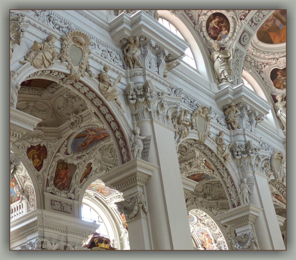 *Sonntags-Kirche* - barocke Pracht im Dom St. Stephan in Passau Foto & Bild | architektur ...