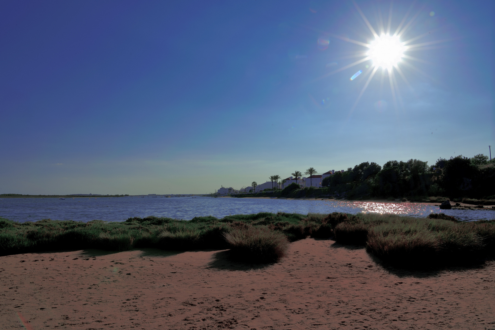 Sonntags mit Sonne, sunday with sun, domingo con sol Foto & Bild ...