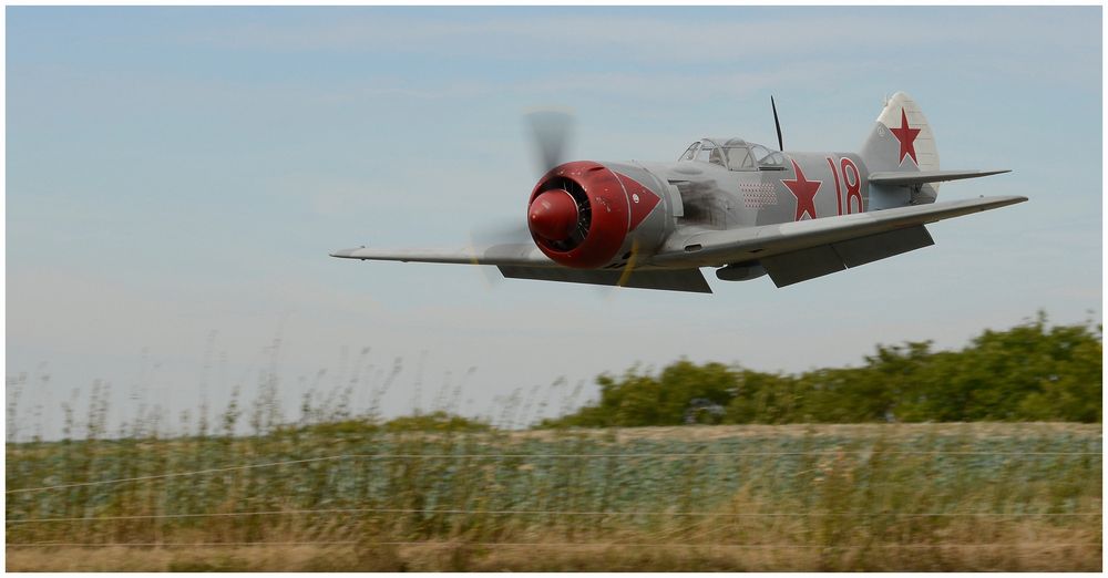 Soviet fighter Foto & Bild | airplane, verkehr, technik Bilder auf ...