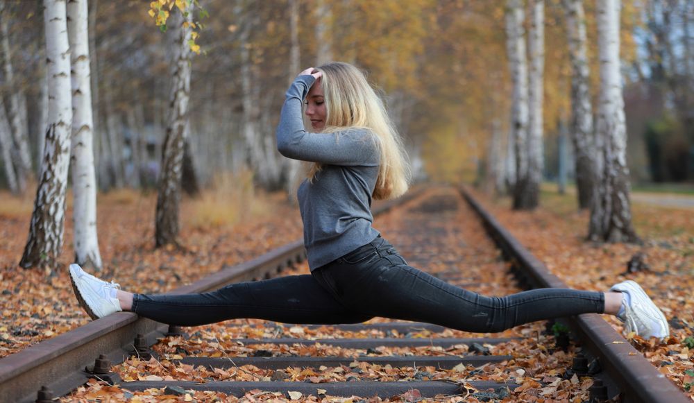 Spagat Foto & Bild | erwachsene menschen, menschen, portrait Bilder auf ...