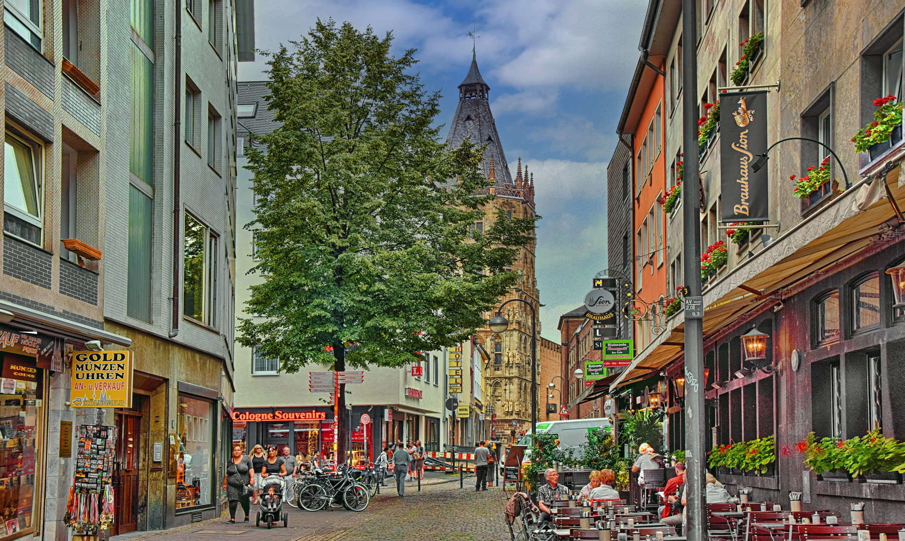 Spaziergang durch die Kölner Altstadt Foto & Bild | street, world ...