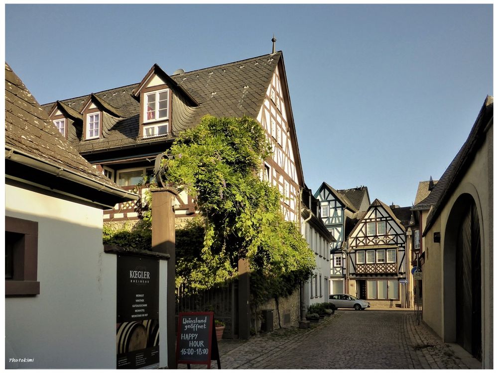 Spaziergang durch eine Weinstadt (3) Foto & Bild | historisches ...